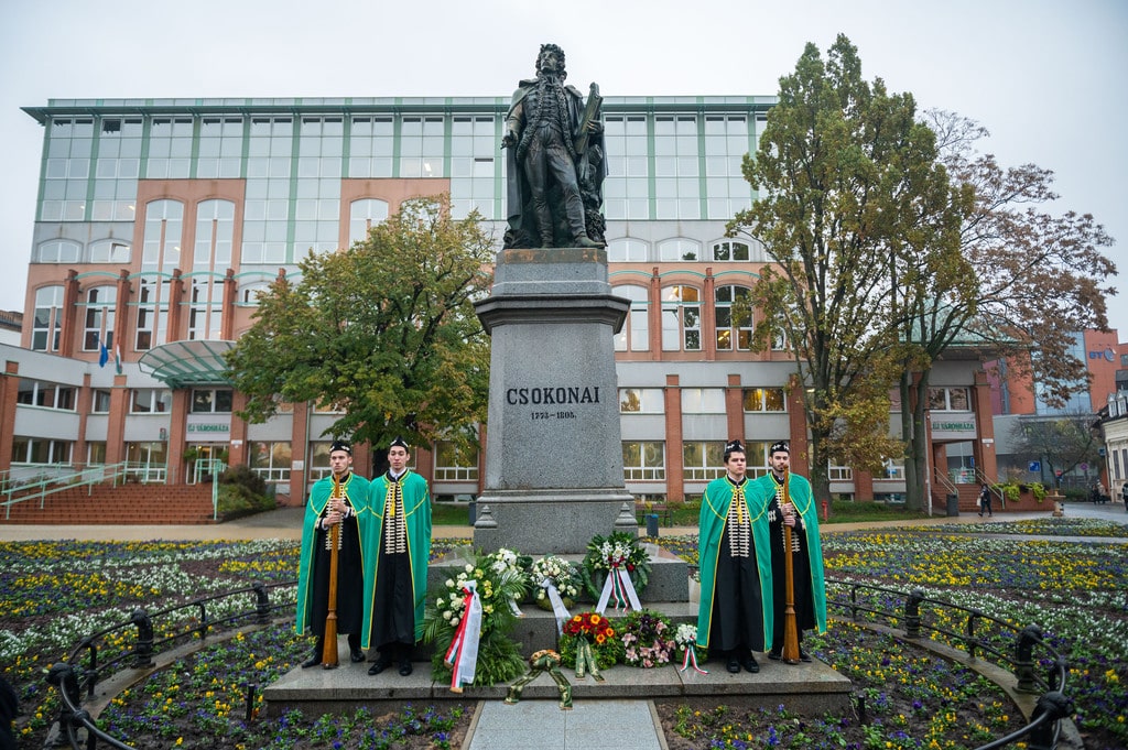 Csokonai Vitéz Mihályra emlékezett a város - Debrecenben Hallottam